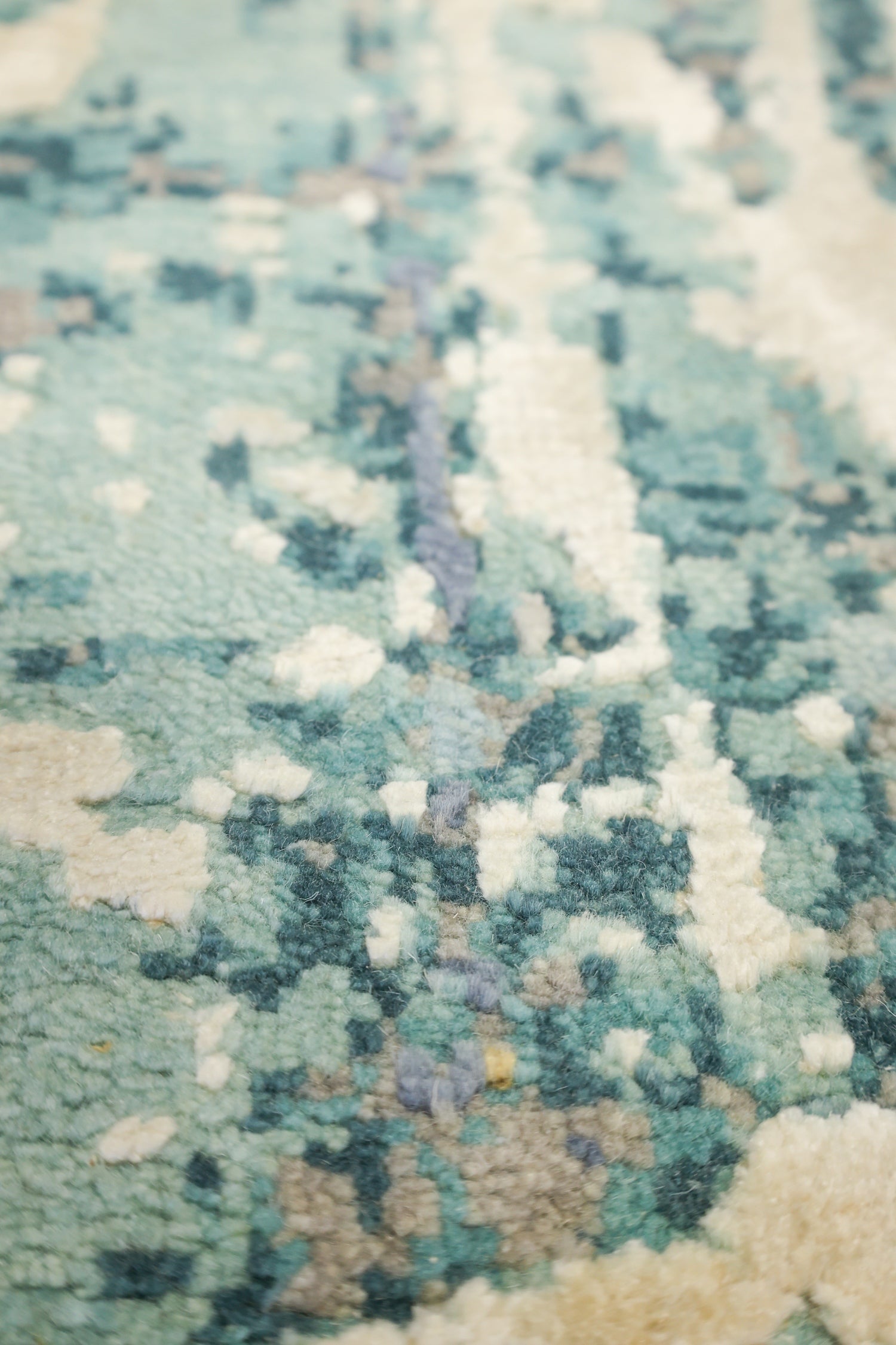 Oliver Handwoven Contemporary Rug | Landry & Arcari