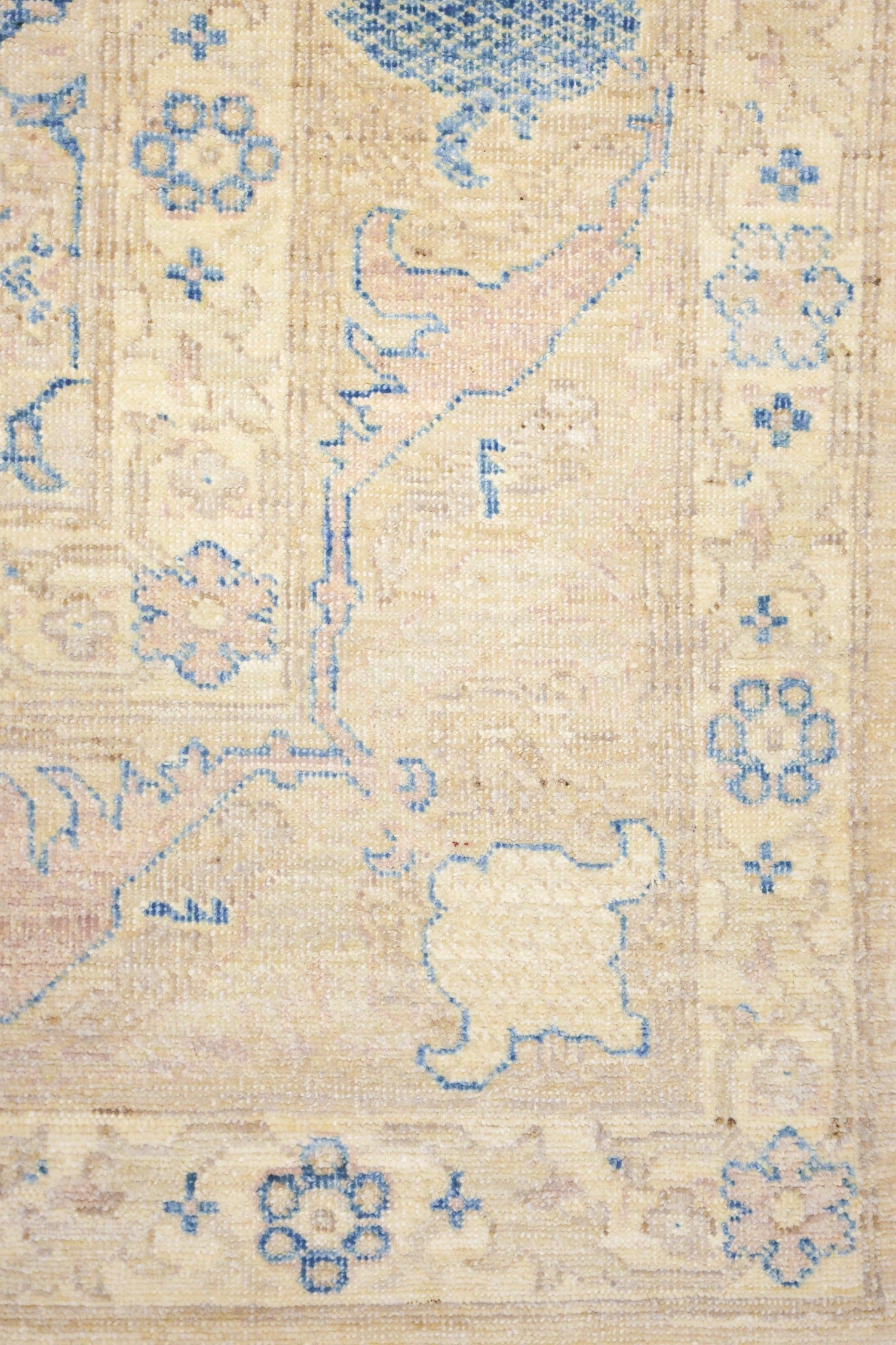 Arabesque Handwoven Traditional Rug | Landry & Arcari