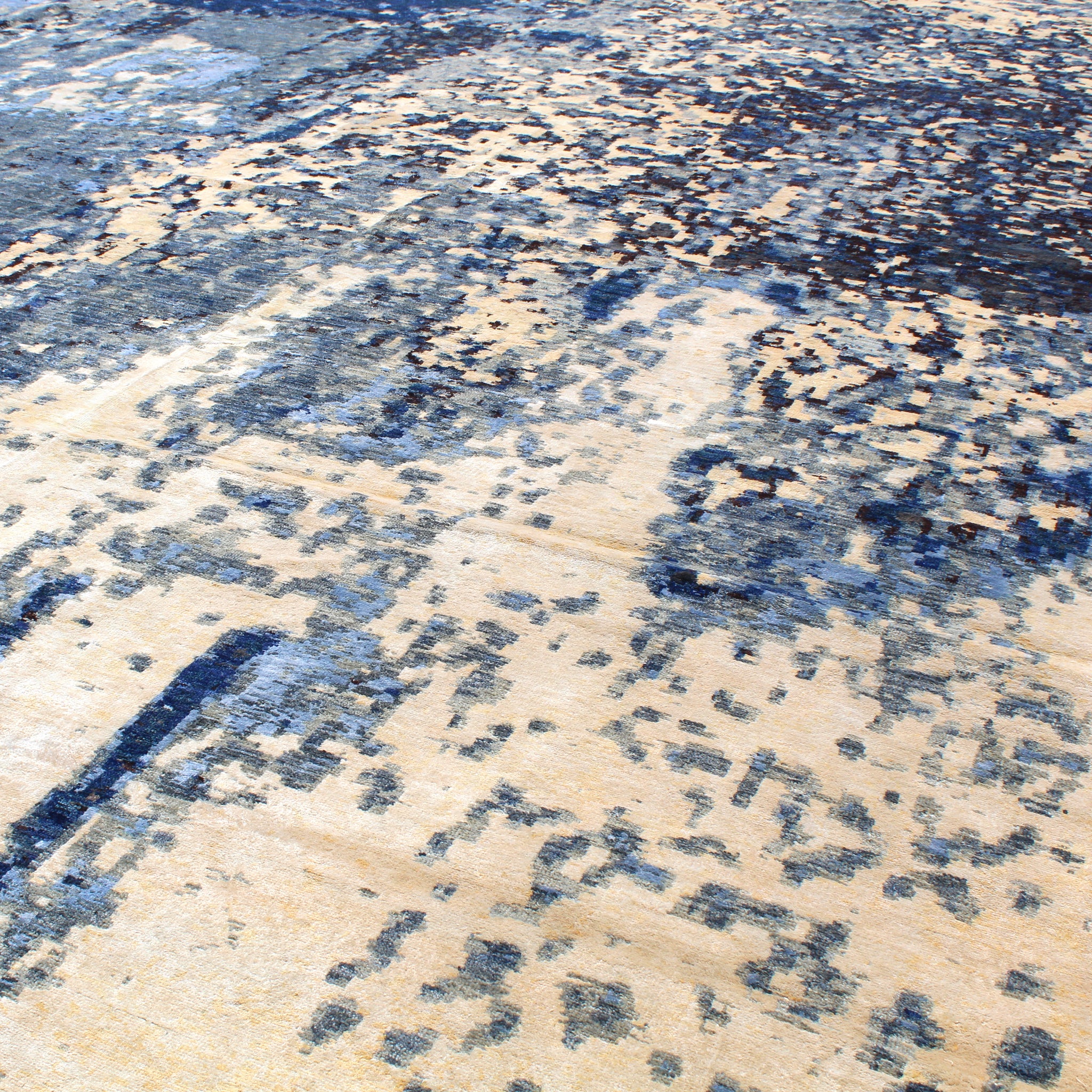 Modern Love Handwoven Contemporary Rug | Landry & Arcari