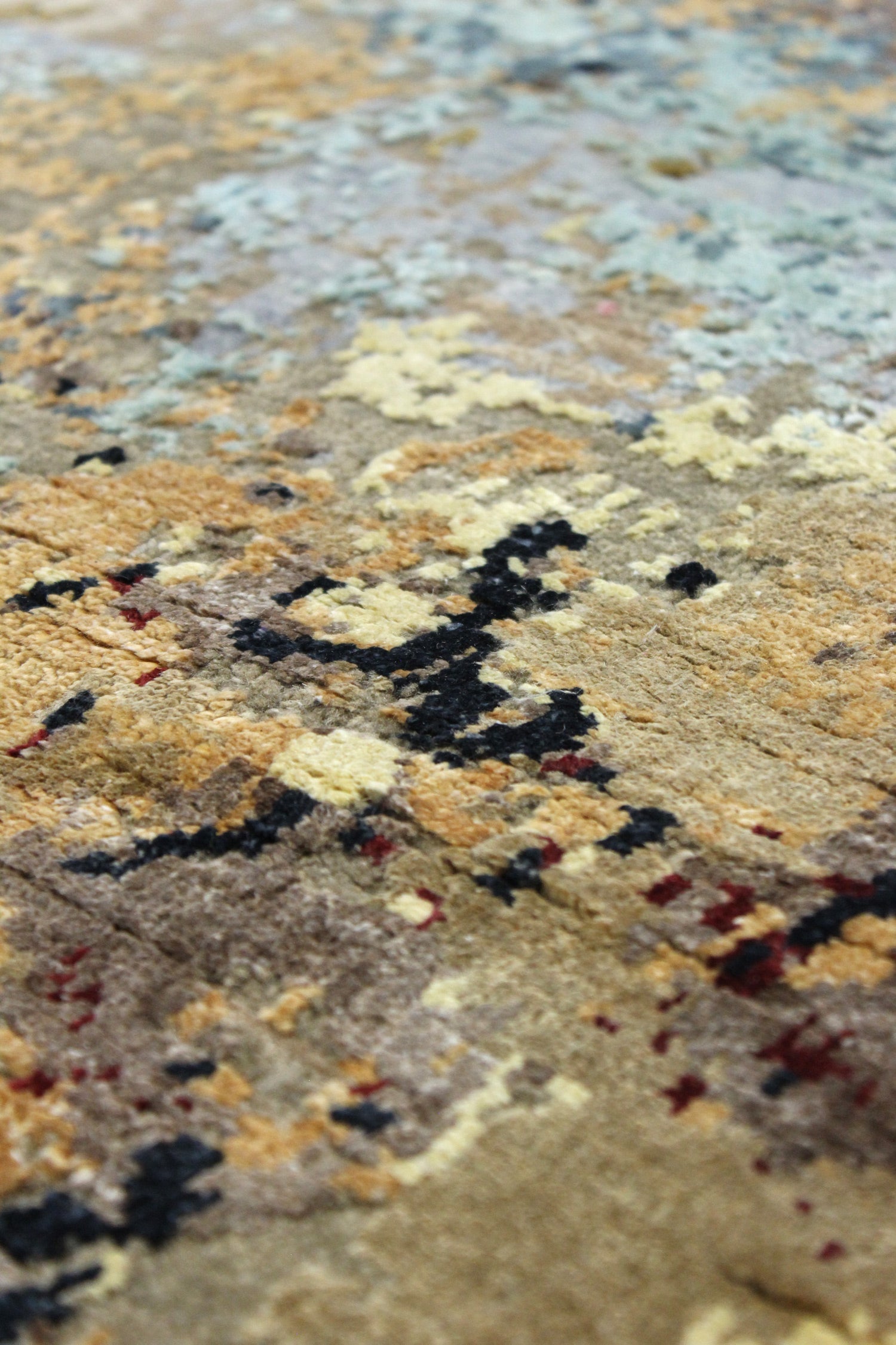 Oliver Handwoven Contemporary Rug | Landry & Arcari