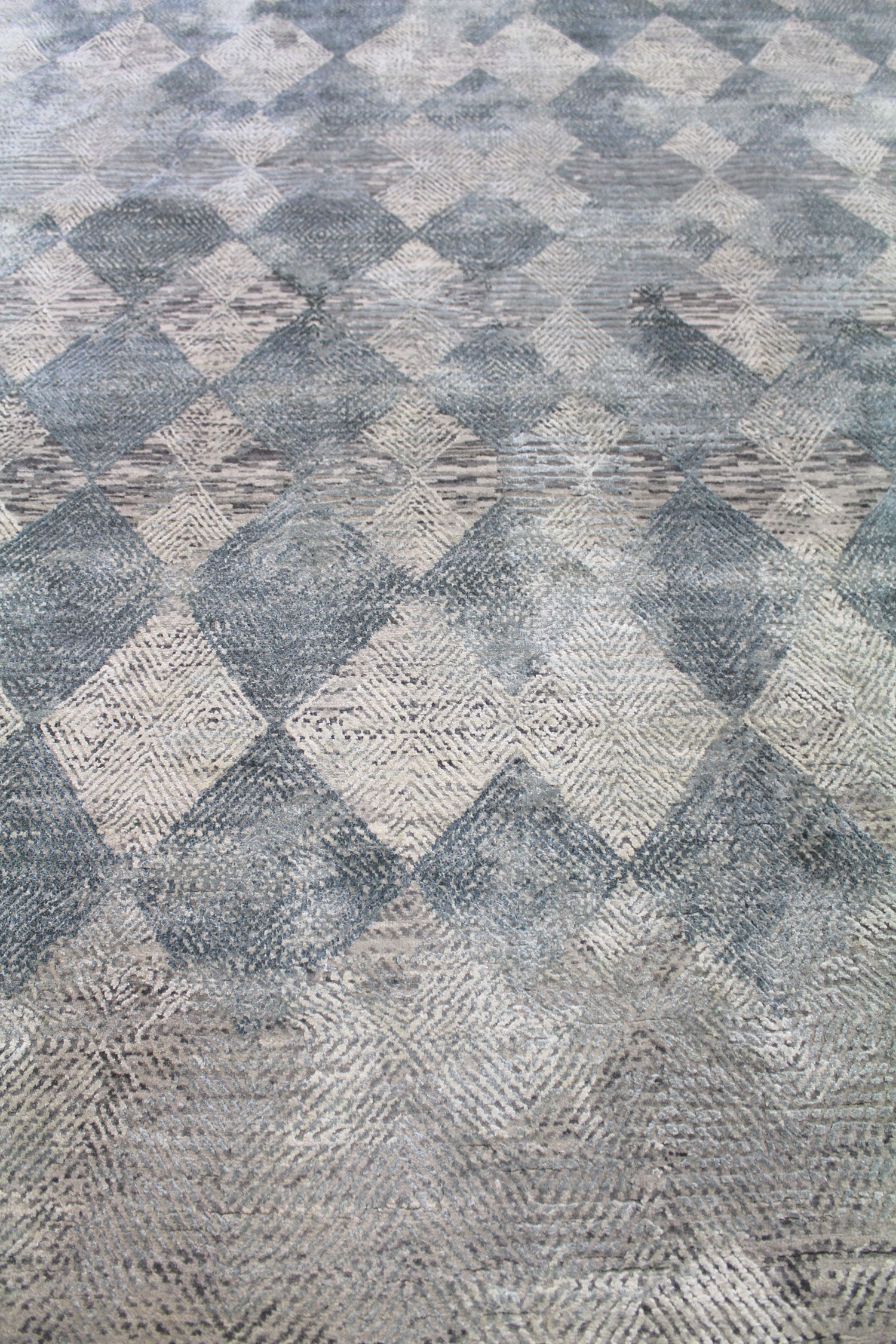 Woven Diamond Handwoven Contemporary Rug | Landry & Arcari