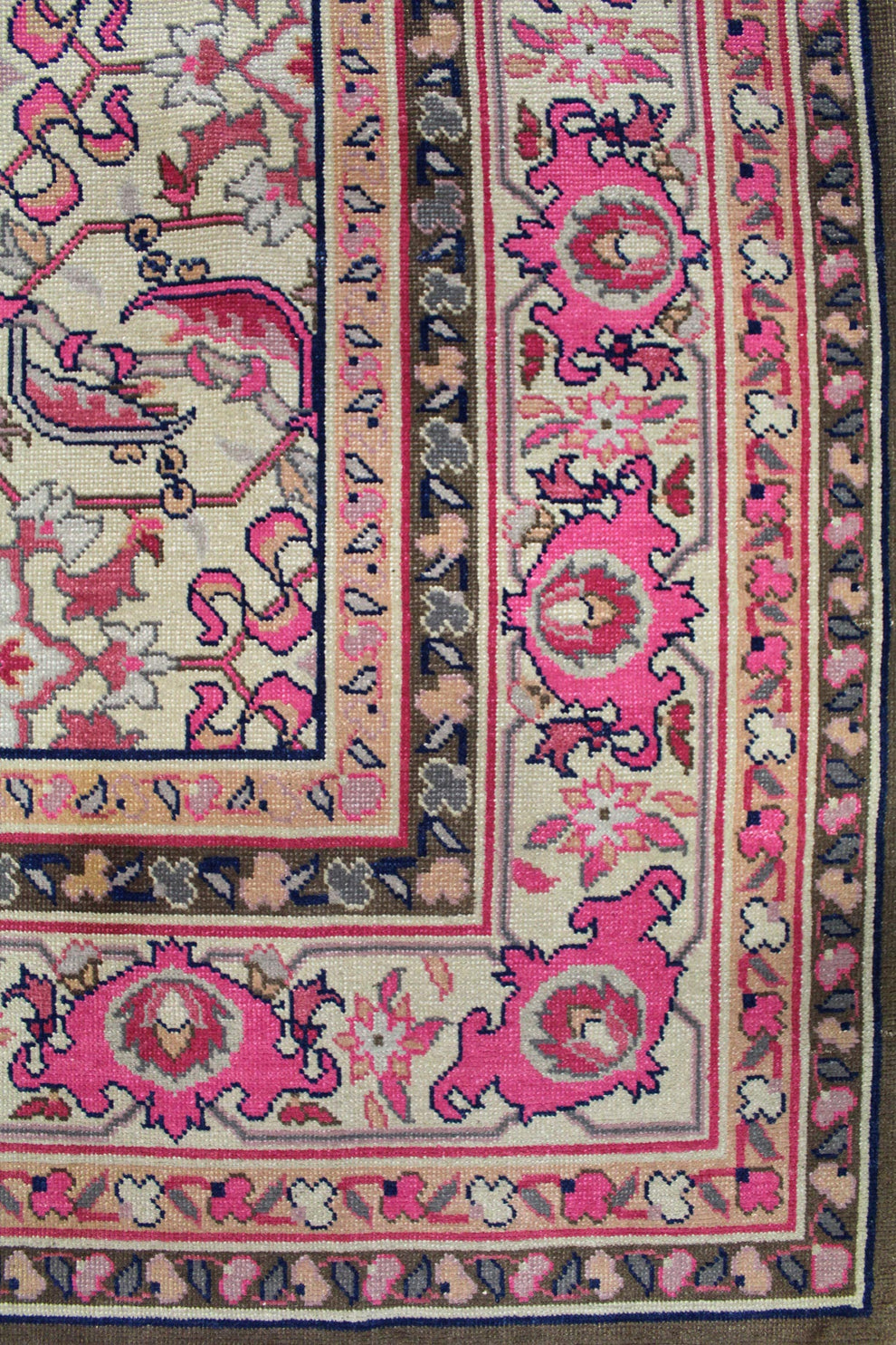 Vintage Amritsar Handwoven Traditional Rug | Landry & Arcari – Landry ...