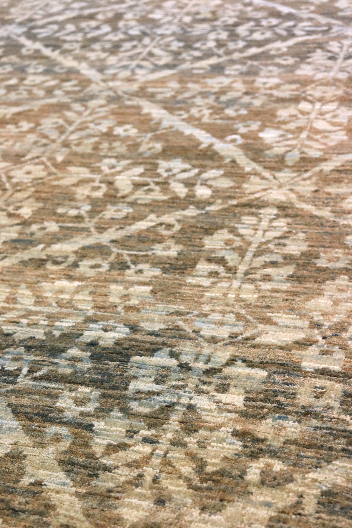 Diamond Trellis Handwoven Transitional Rug | Landry & Arcari