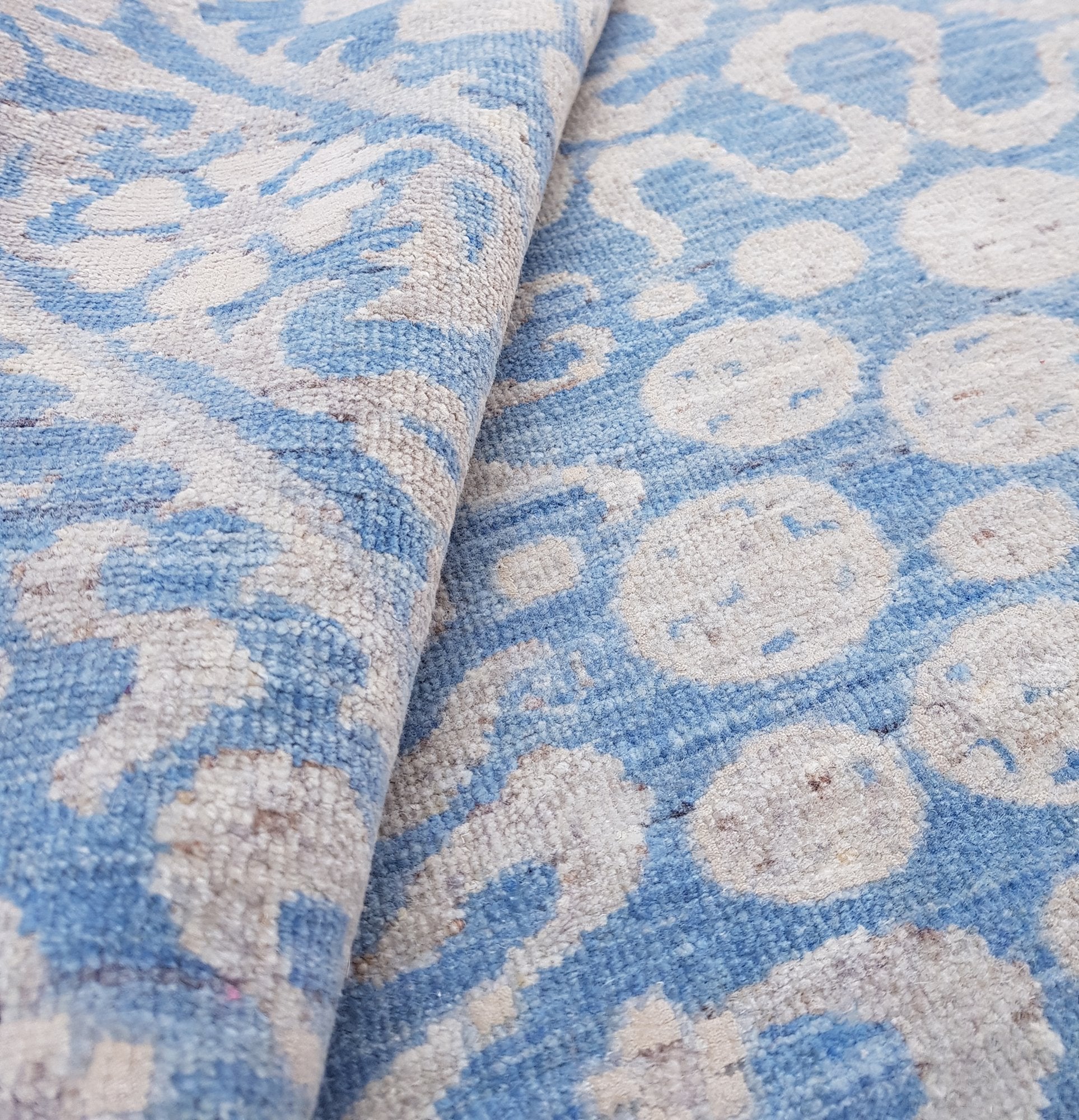 Ottoman Handwoven Transitional Rug | Landry & Arcari